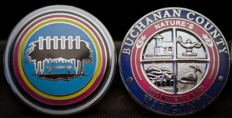 How do I create a custom center seal for my badge? | Smith & Warren®